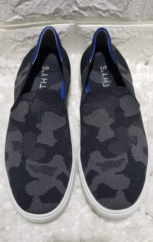Rothys Grey Camo Sneakers, Men's Fashion, Footwear, Sneakers on Carousell