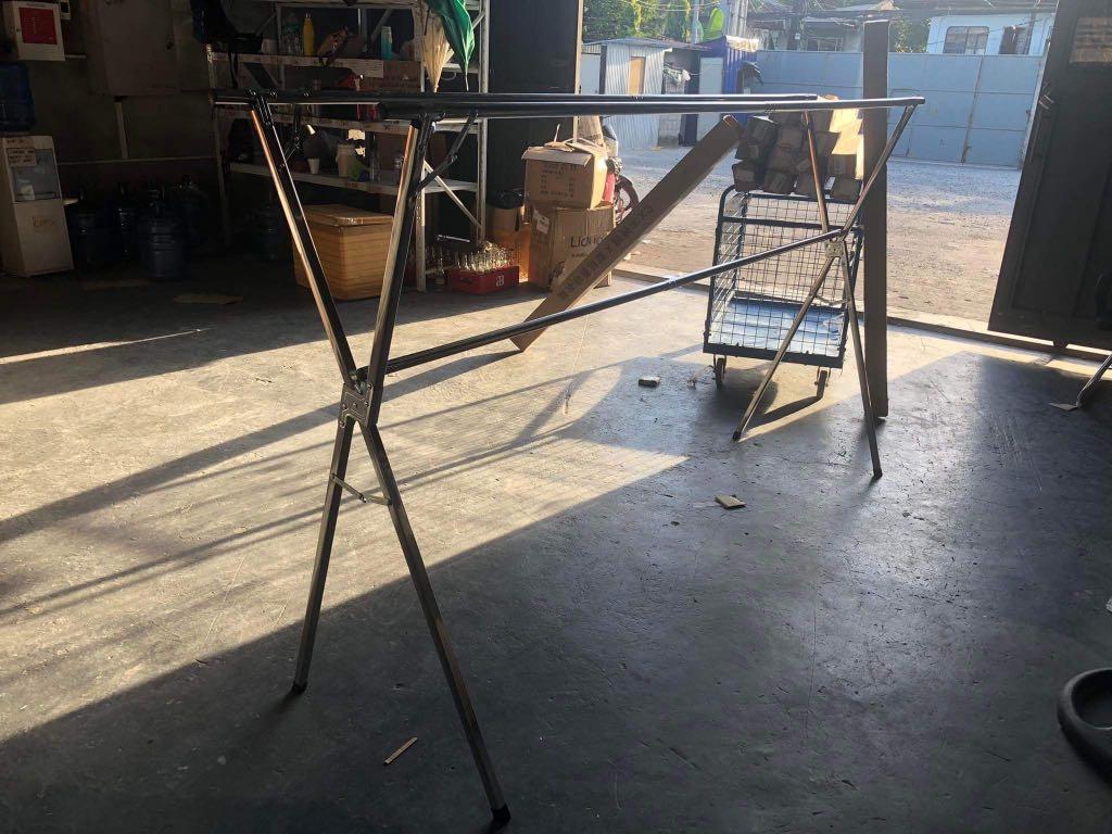 STAINLESS FOLDABLE SAMPAYAN, Furniture & Home Living, Furniture ...