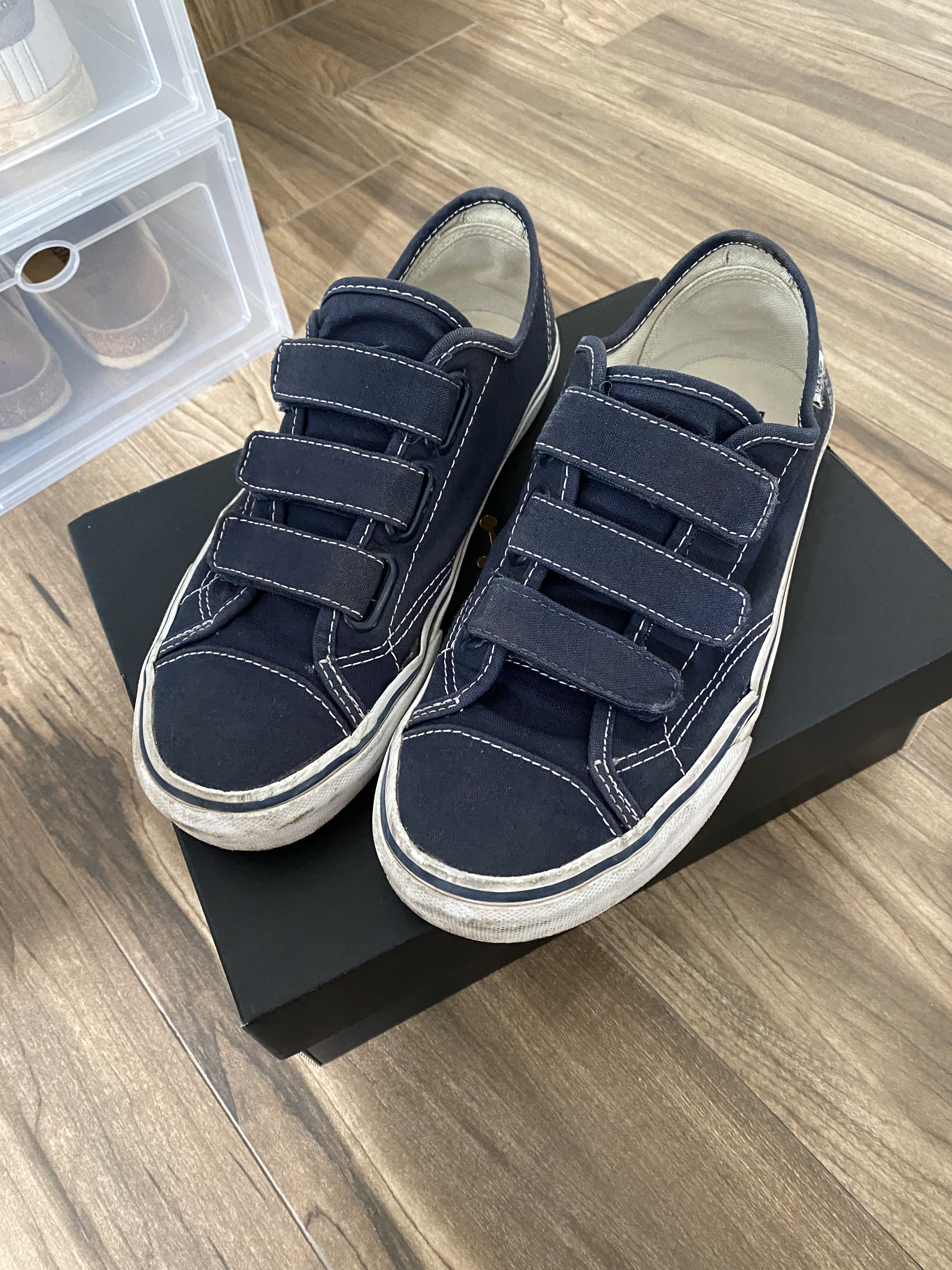 Vans Velcro, Women's Fashion, Footwear, Sneakers on Carousell