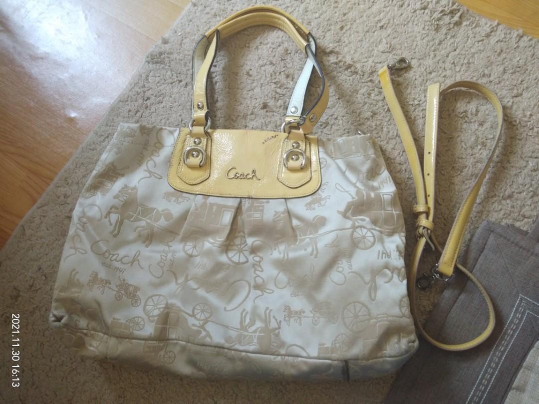 Coach Two Way bag (BUY 1 FREE 1), Women's Fashion, Bags & Wallets, Tote ...