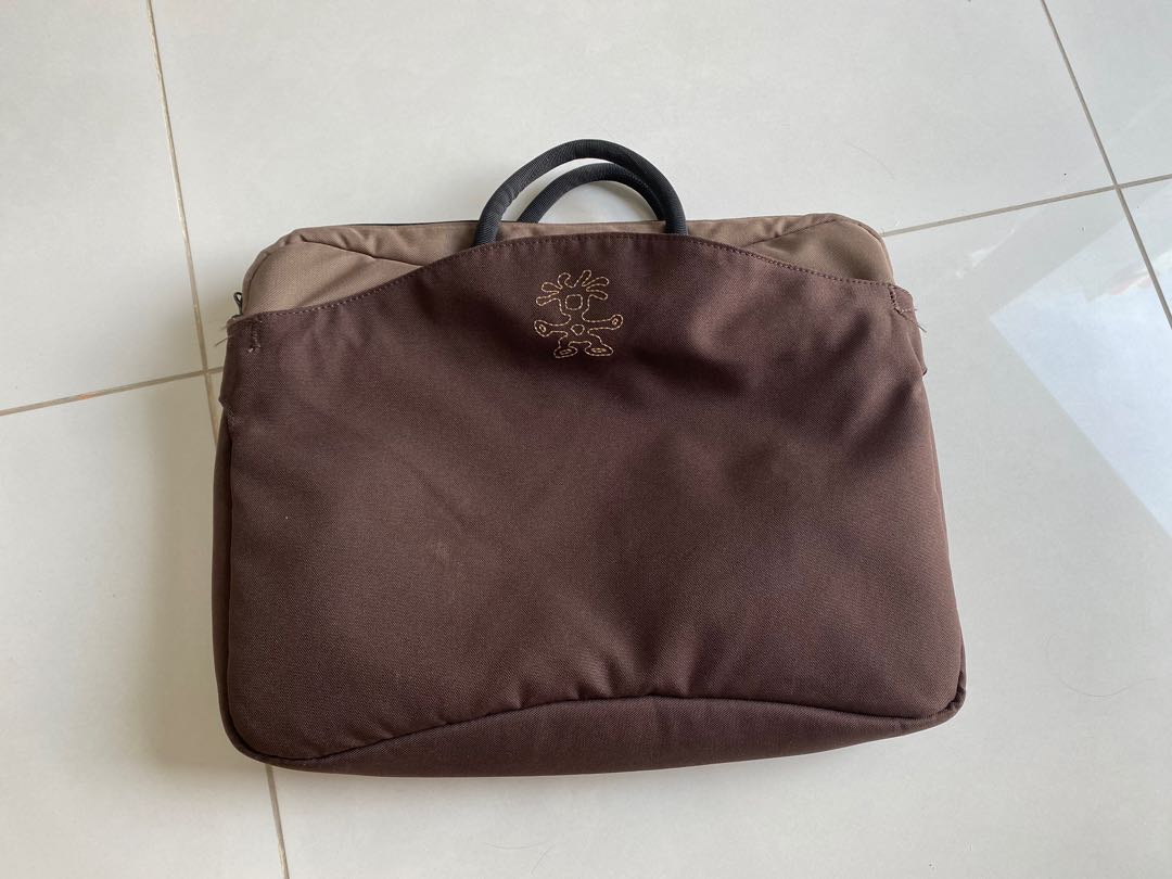 Crumpler laptop bag, Computers & Tech, Parts & Accessories, Laptop Bags ...