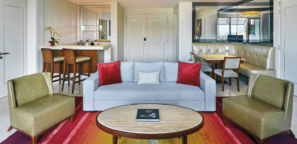 (Dec) Equarius Hotel Deluxe Suite Room RWS Resorts World Sentosa ...