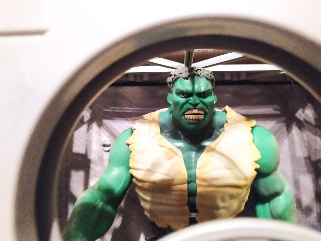 Hulk Electronic Rage Cage, 興趣及遊戲, 玩具 & 遊戲類 - Carousell