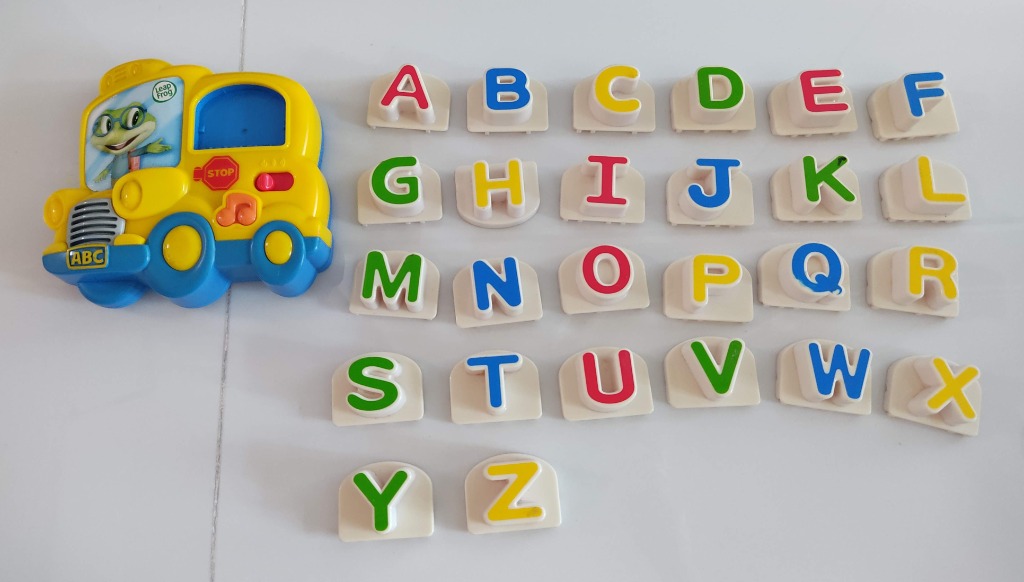 LeapFrog Fridge Phonics Toy, Hobbies & Toys, Toys & Games on Carousell