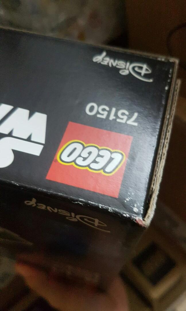 LEGO 75150 - STAR WARS: Vader's TIE Advanced vs. A-wing Starfighter ...