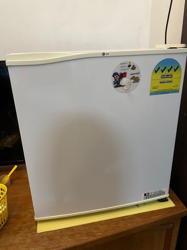 LG mini bar fridge, TV & Home Appliances, Kitchen Appliances ...