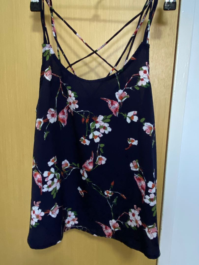 Midvalley Floral Spag Top, Women's Fashion, Tops, Sleeveless on Carousell