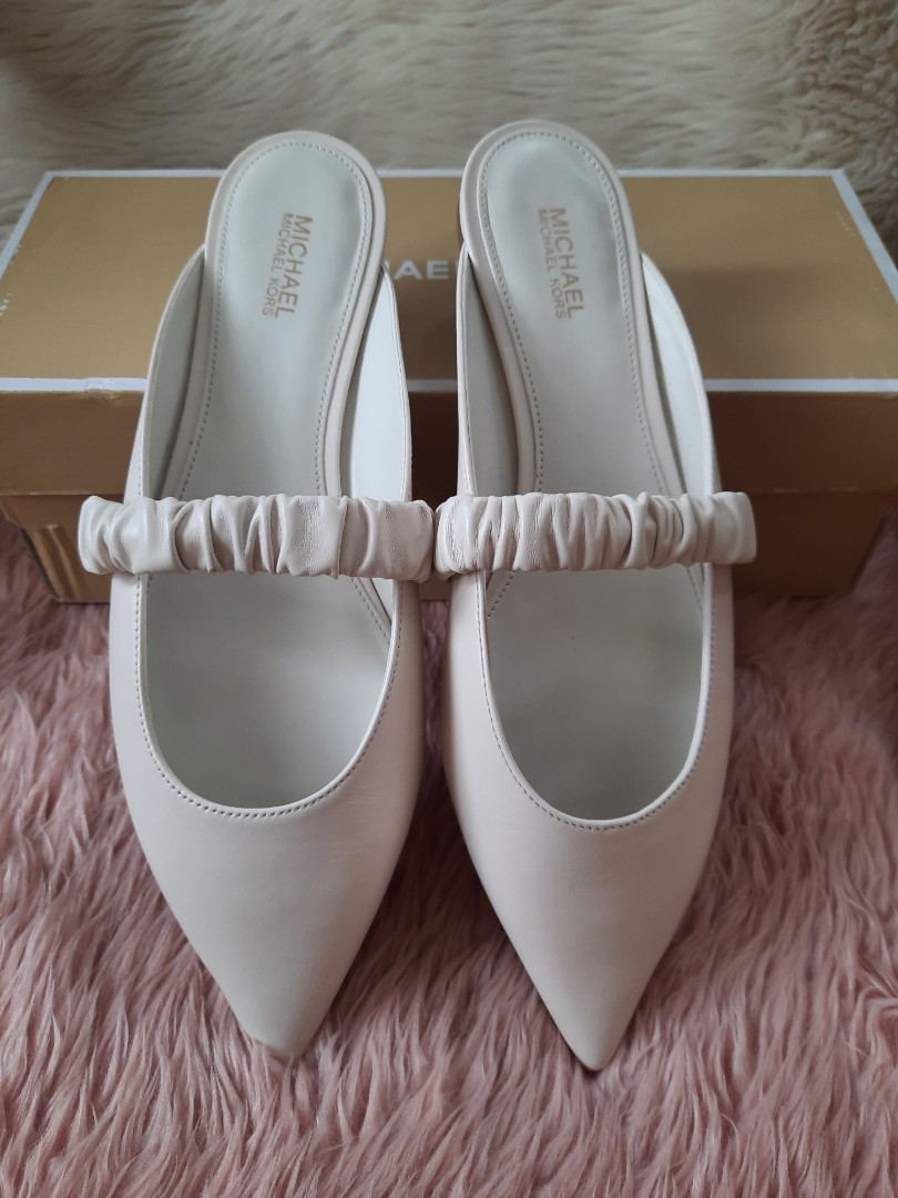 MK mule, Women's Fashion, Footwear, Flats & Sandals on Carousell