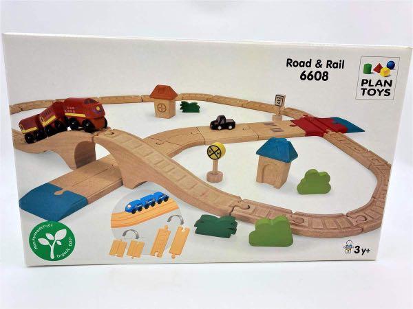 Road & Train Set [Plan Toys] | 42 pieces, Hobbies & Toys, Toys & Games ...