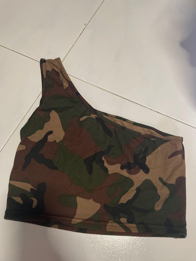 Army camo toga crop top, Women's Fashion, Tops, Sleeveless on Carousell