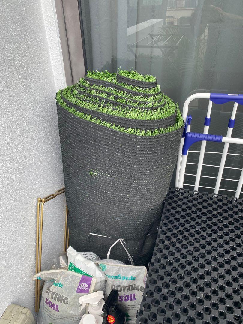 Artificial turf & drainage cells, Furniture & Home Living, Gardening ...