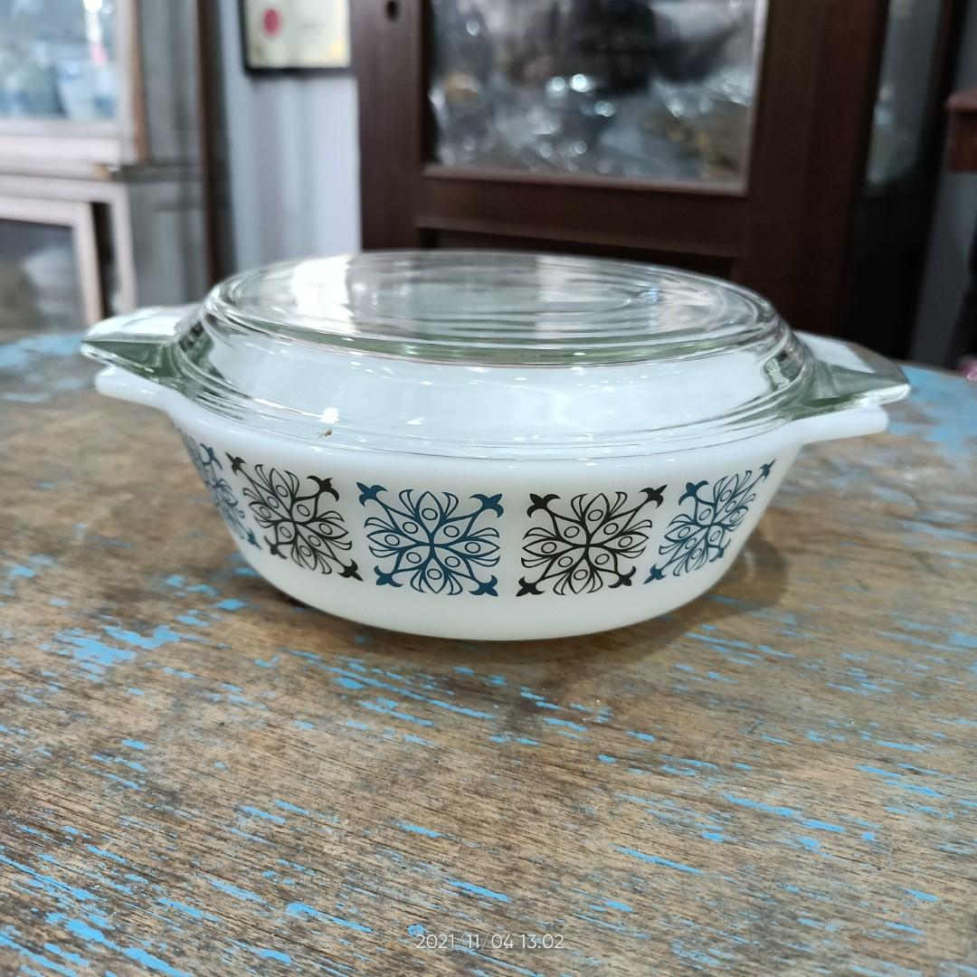 Caserol bulat Chelsea pyrex, Furniture & Home Living, Home Decor, Vases ...