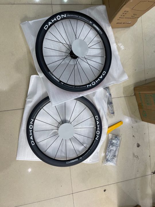 Dahon by Controltech Carbon 451 Wheelset, Sports Equipment, Bicycles ...