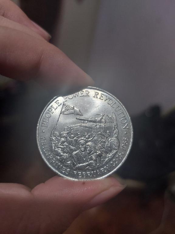 EDSA People Power Revolution Commemorative Coin (10 Peso), Hobbies ...