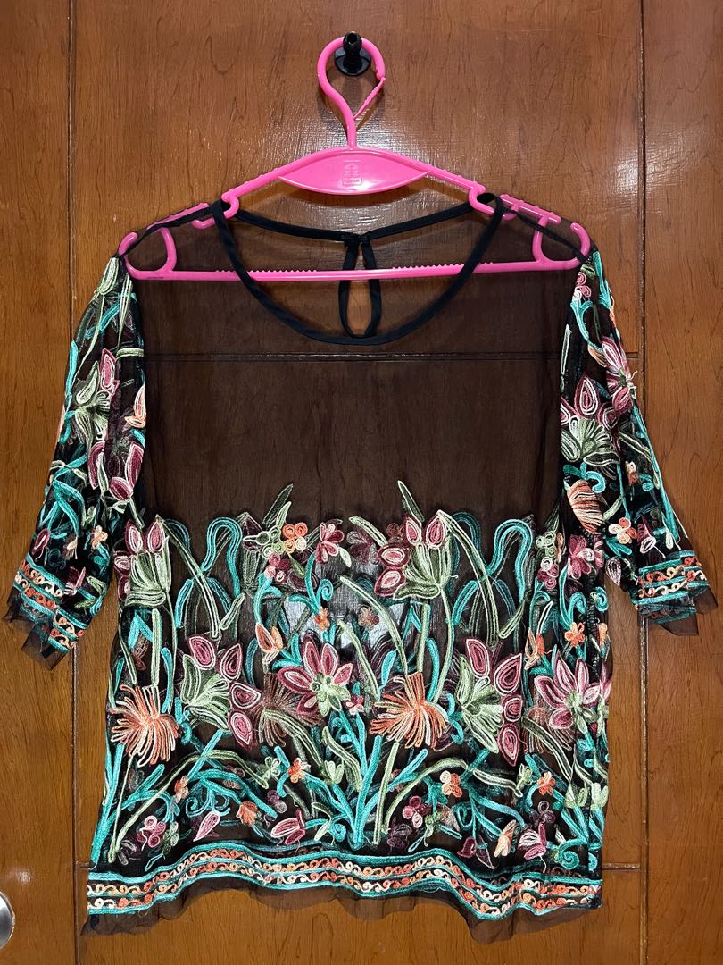 Flower mesh top, Women's Fashion, Tops, Blouses on Carousell