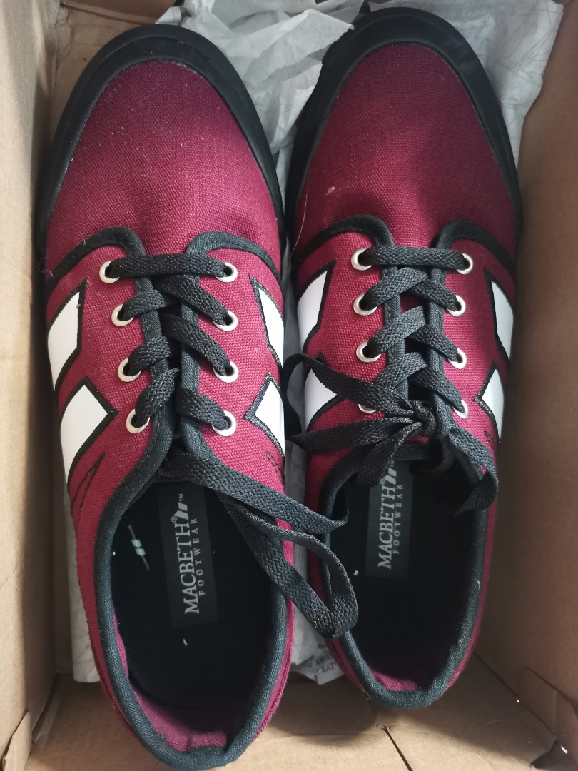 Macbeth Shoes, Women's Fashion, Footwear, Sneakers on Carousell