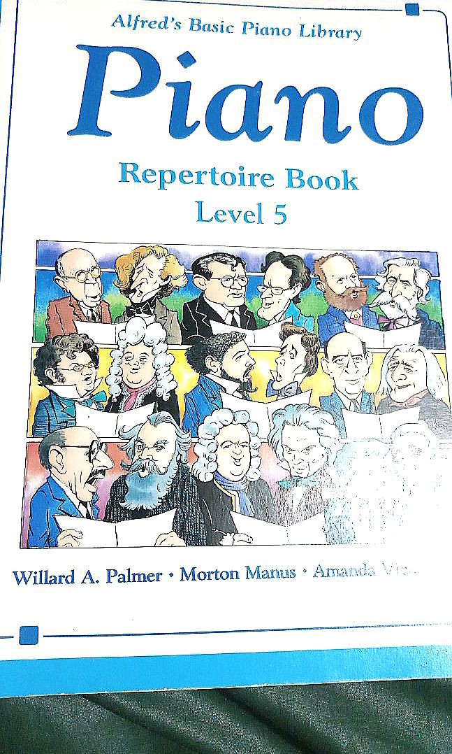 PIANO Repertoire Book Level 5, Hobbies & Toys, Books & Magazines ...