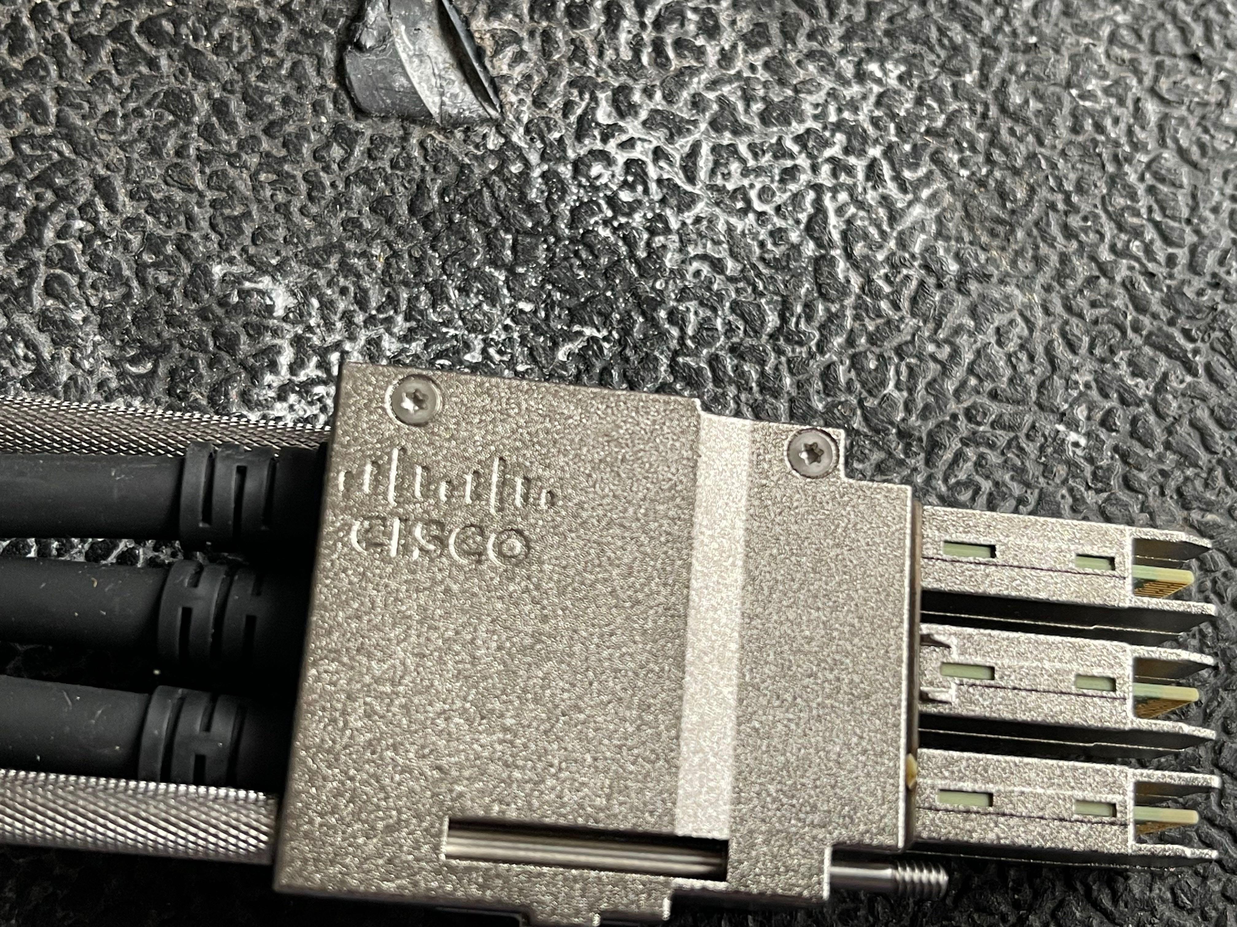 CISCO STACK-T1-50CM stackwise cable for catalyst 3850 switch ...