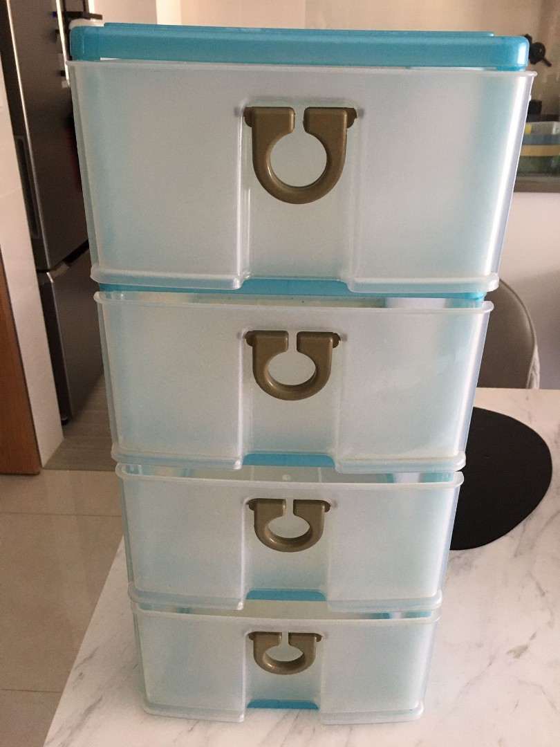 Plastic chest of drawers, Furniture & Home Living, Furniture, Shelves ...