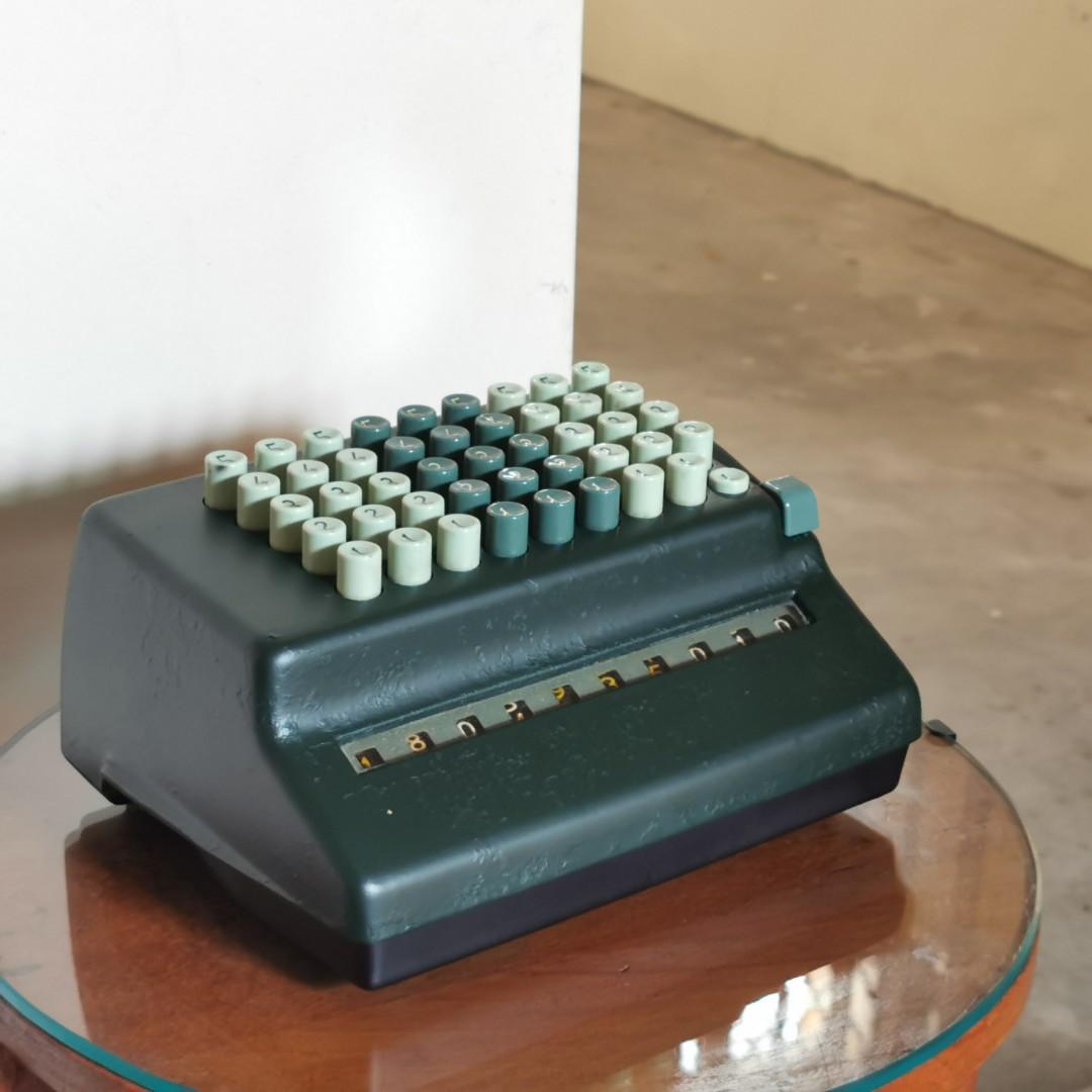 +PLUS+ Rapid Adder - Mechanical calculator (Circa 1960), Hobbies & Toys ...