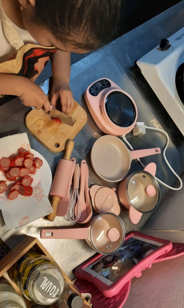 Real Cooking Set for Kids, Hobbies & Toys, Toys & Games on Carousell