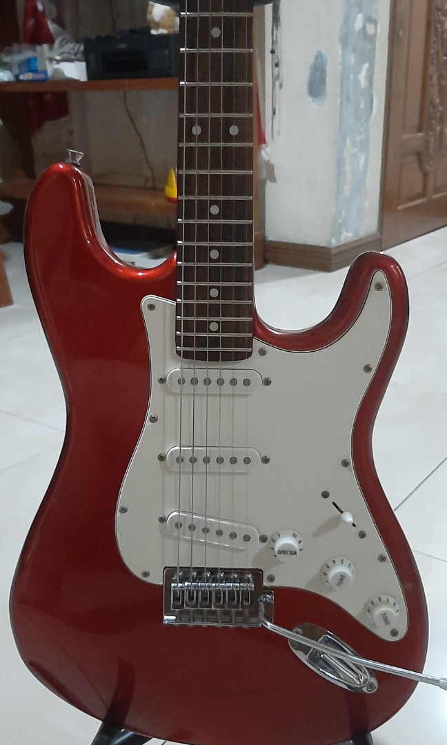 Selder Electric Guitar, Hobbies & Toys, Music & Media, Musical ...