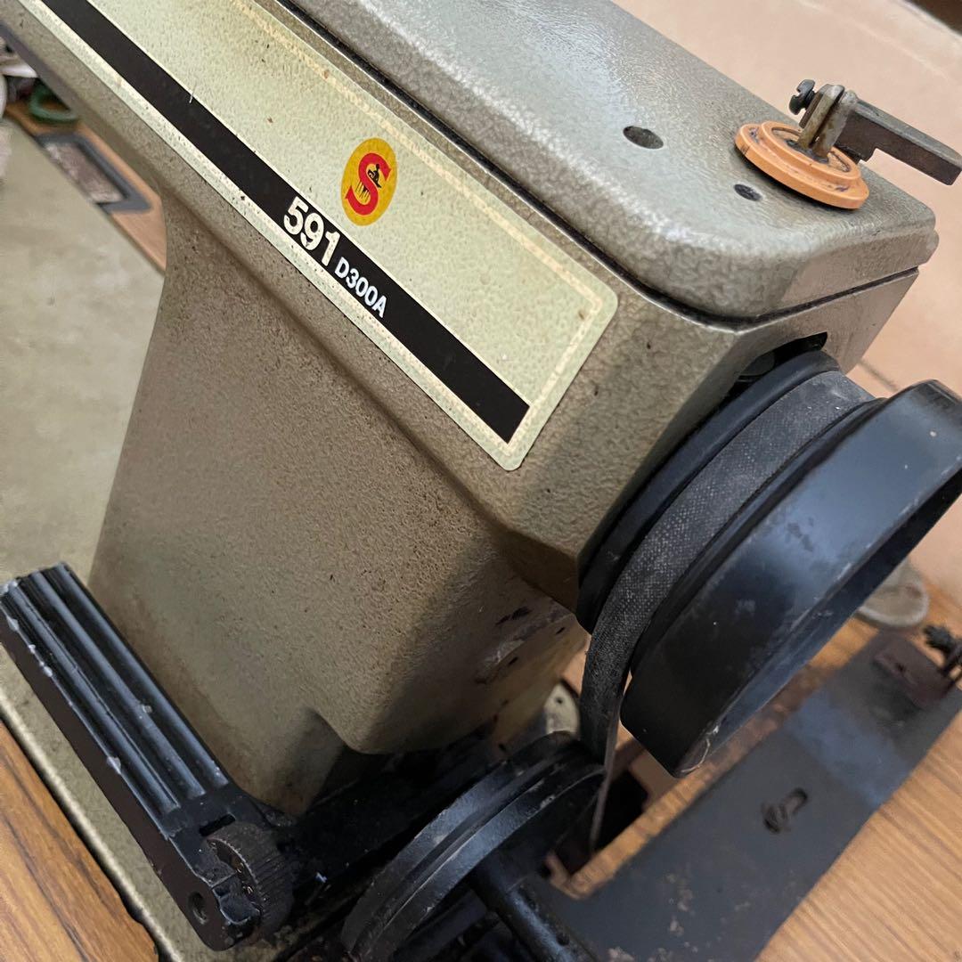 Singer 591 D300A Sewing Machine, Furniture & Home Living, Home Decor ...
