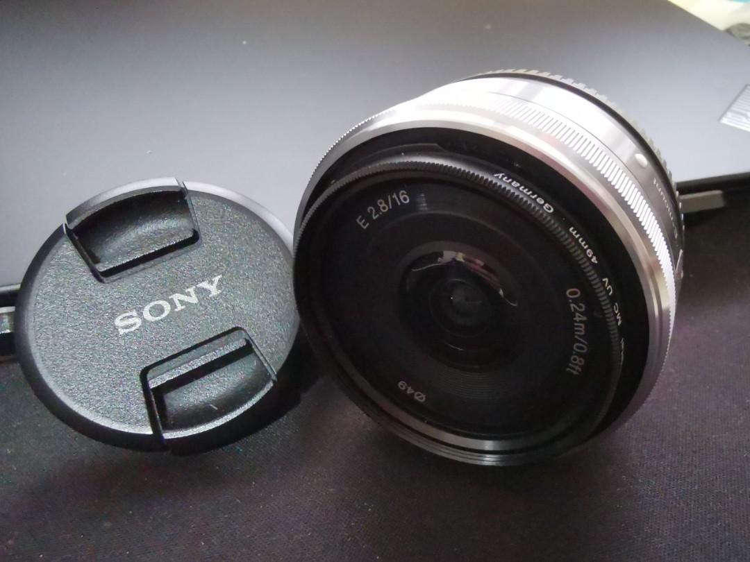 Sony 16mm f2.8 lens, Photography, Lens & Kits on Carousell