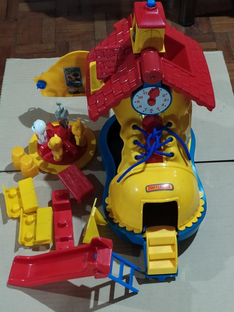 Vintage Matchbox play boot shoe house 1983, Hobbies & Toys, Toys ...