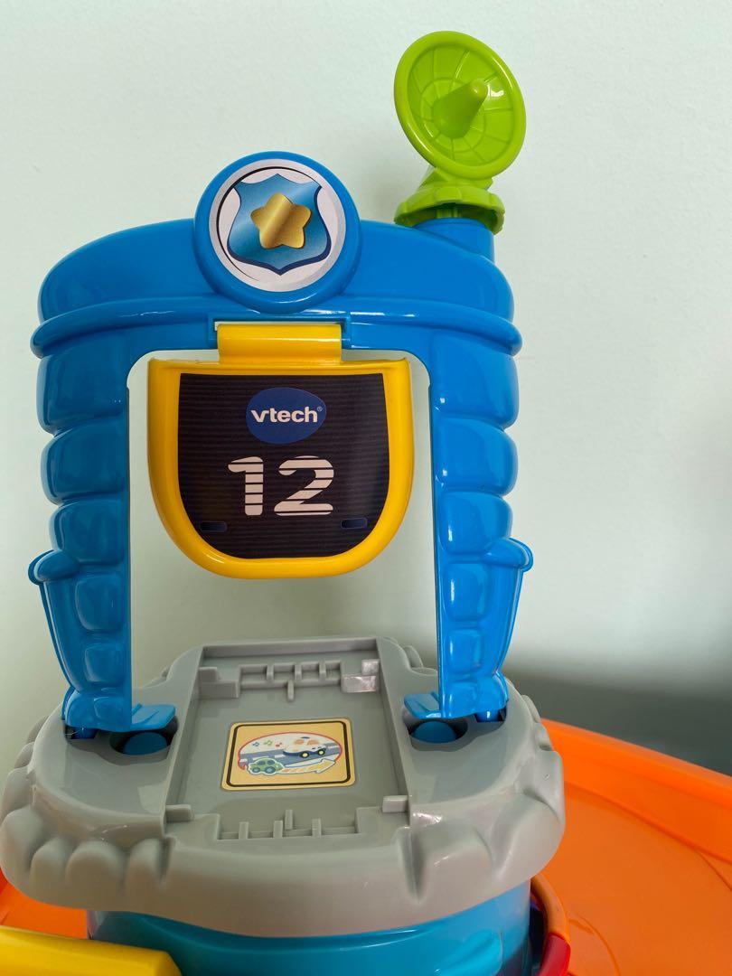 Vtech - Launch & Chase Police Tower - Race track, Hobbies & Toys, Toys ...
