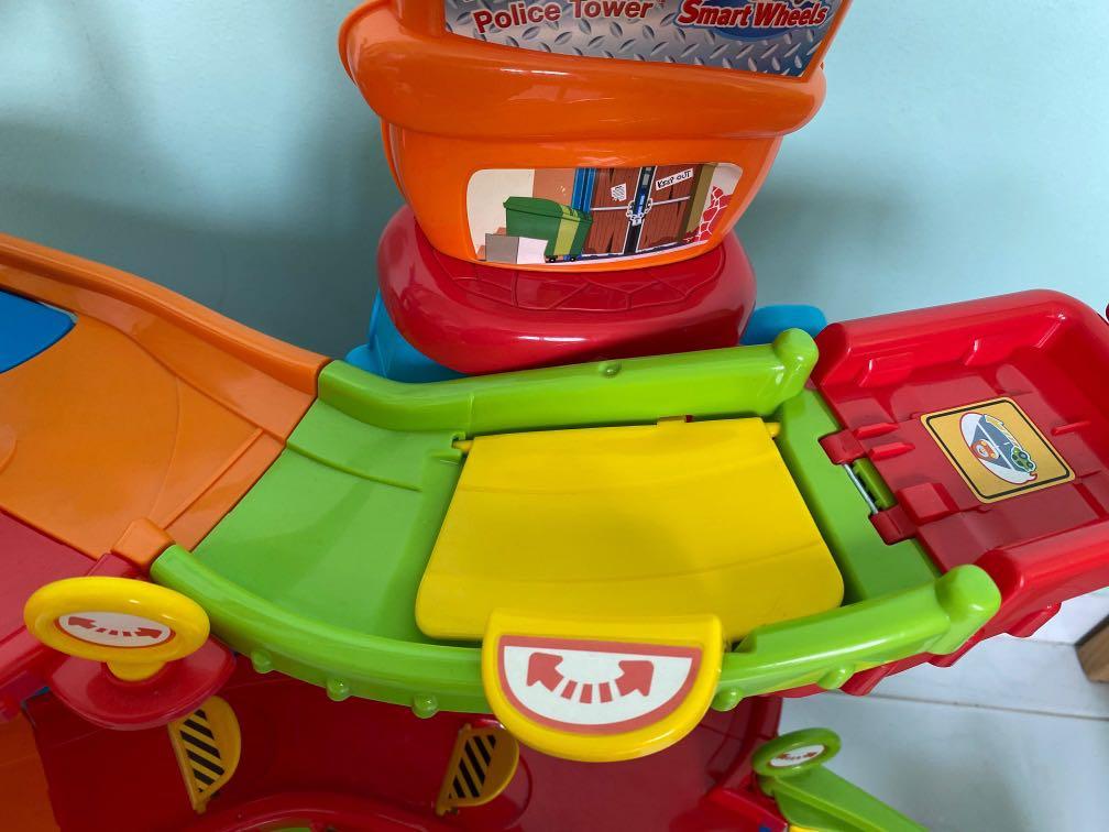 Vtech - Launch & Chase Police Tower - Race track, Hobbies & Toys, Toys ...