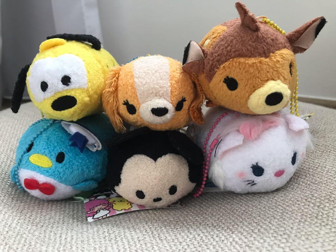 BNWT disney tsum tsum keychains - mickey / donald / bambi / melody etc ...