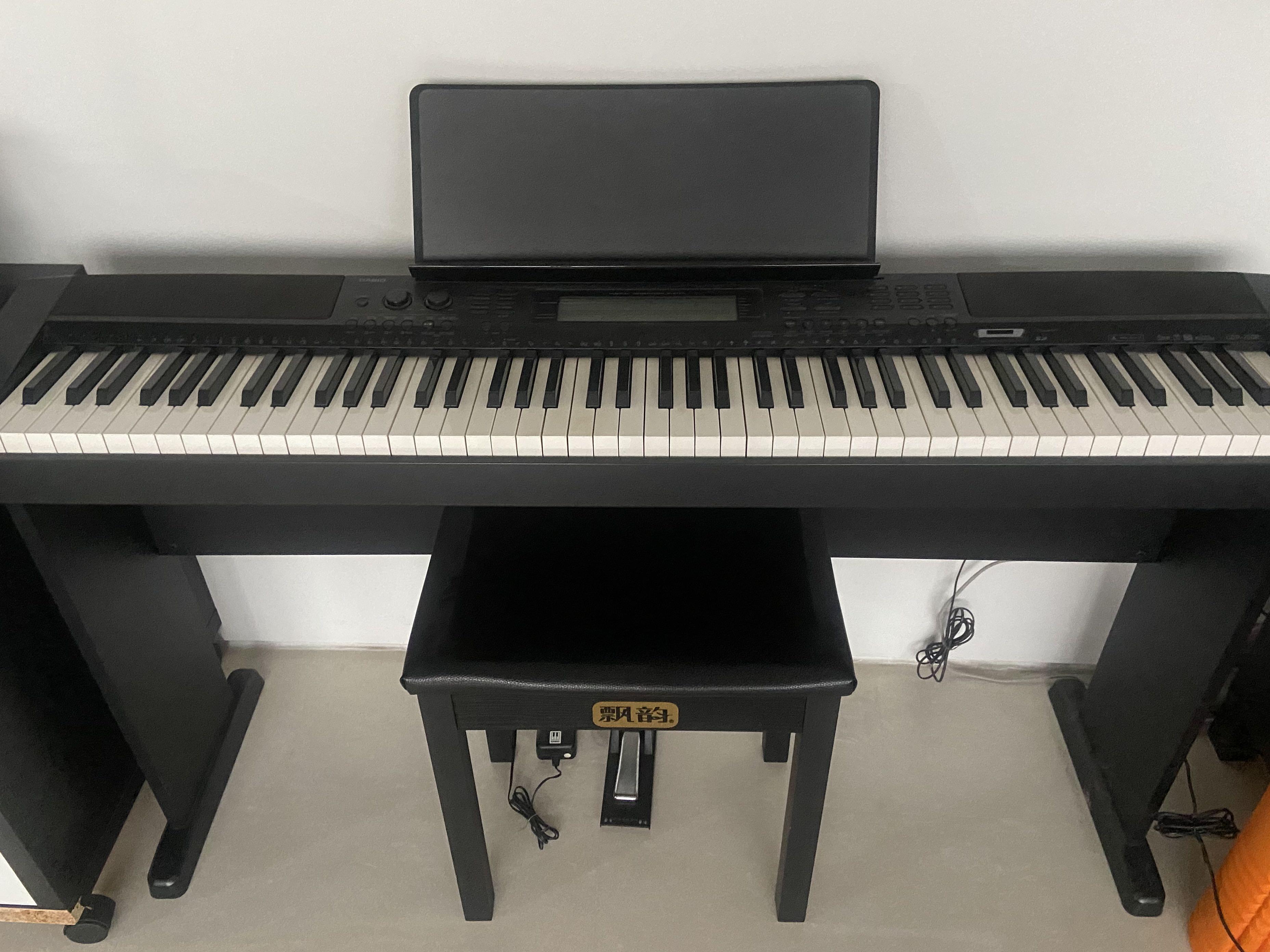 CDP-200R Casio Piano, Hobbies & Toys, Music & Media, Musical ...
