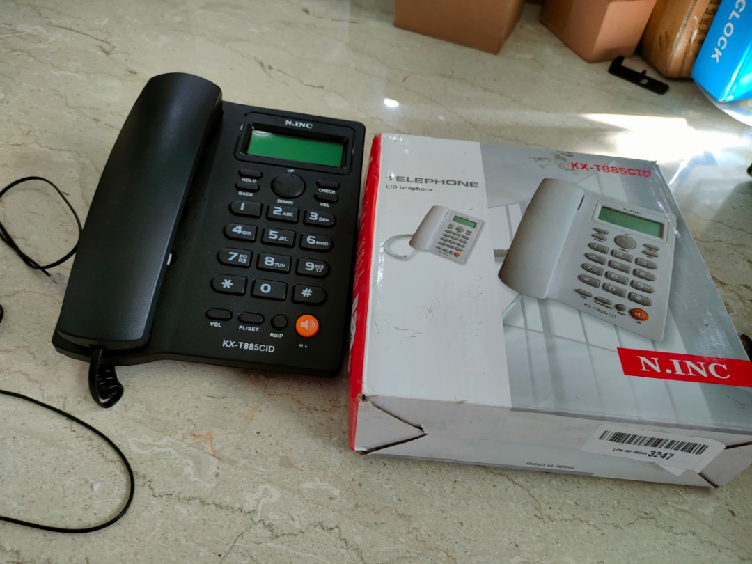 Hands-Free Calling Caller ID Telephone KX-T885 Mute Function Two Way ...