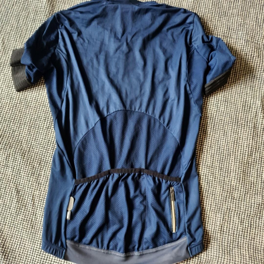 jakroo usa cycling jersey S, Men's Fashion, Activewear on Carousell