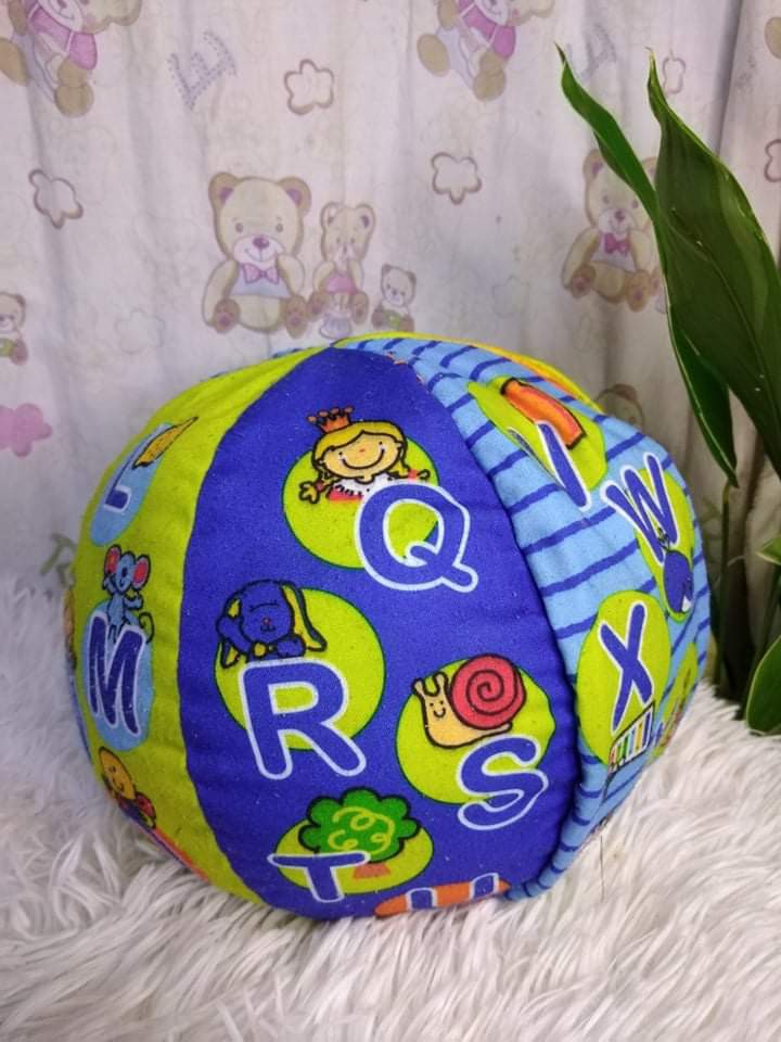 Preloved letters&number ball for kids, Hobbies & Toys, Toys & Games on ...