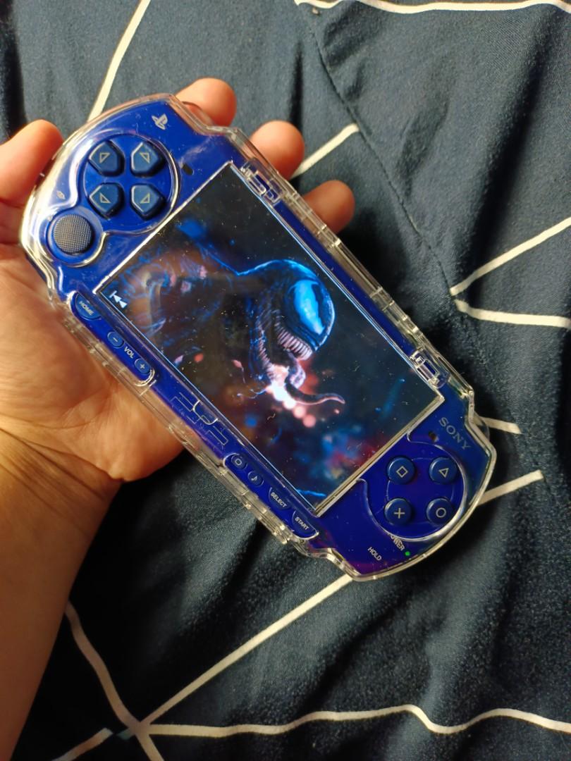 Is that case covering the screen too? : r/VitaPiracy