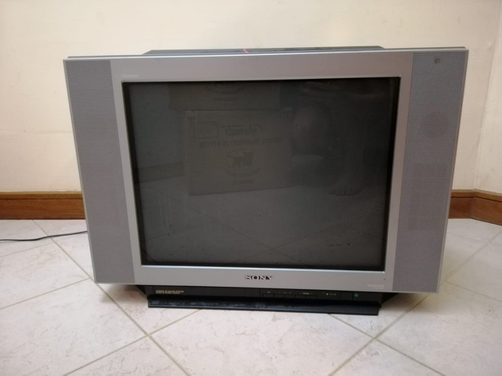 Sony CRT TV 25" inch, TV & Home Appliances, TV & Entertainment, TV on ...