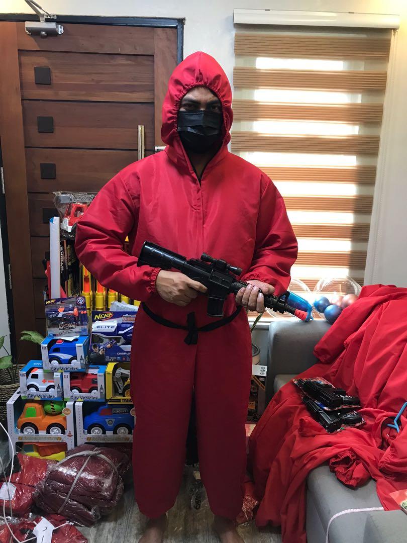 squid game guard costume , Everything Else, Others on Carousell