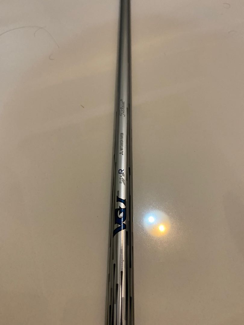 Titleist VGI graphite iron shaft only Golf 高額夫 桿身, 運動產品, 其他運動配件 - Carousell
