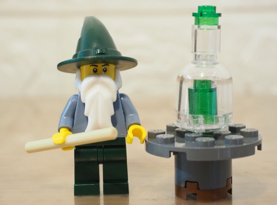 全新 未砌 lego education 9349 minifigures : 巫師, 興趣及遊戲, 玩具 & 遊戲類 - Carousell