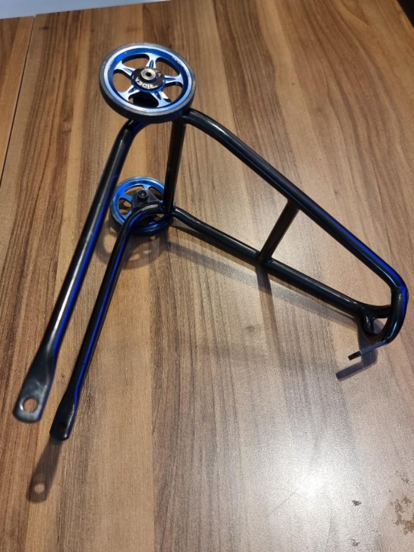 Brompton Titanium Mini Rack (EZ Wheels not included), Sports Equipment ...