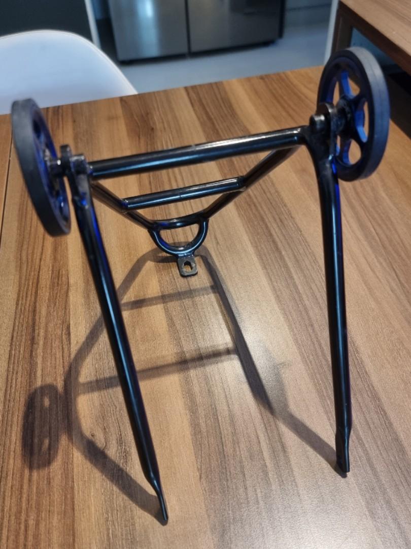 Brompton Titanium Mini Rack (EZ Wheels not included), Sports Equipment ...