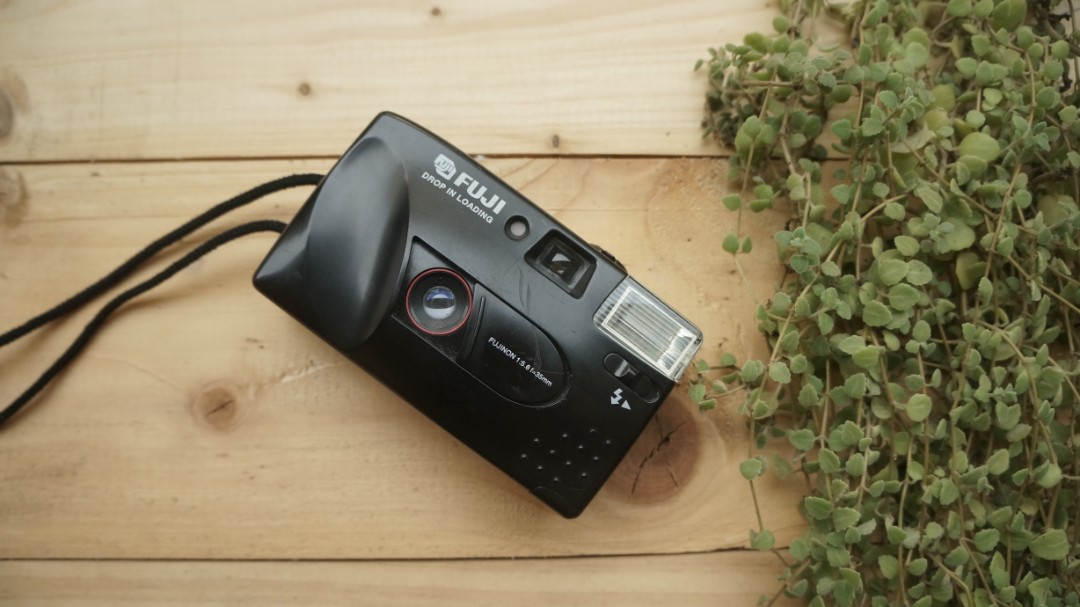 Fuji MDL 5 film analog kamera, Fotografi di Carousell