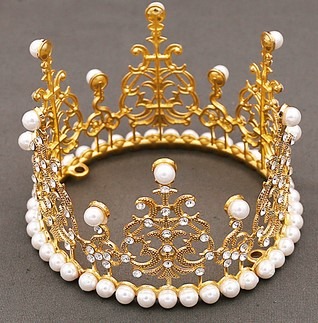 Full gold / silver crown with pearls and diamontes for princess themed ...