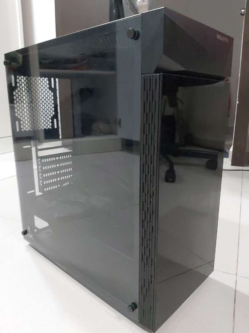 GIGABYTE C200 Glass (PC case), Computers & Tech, Parts & Accessories ...