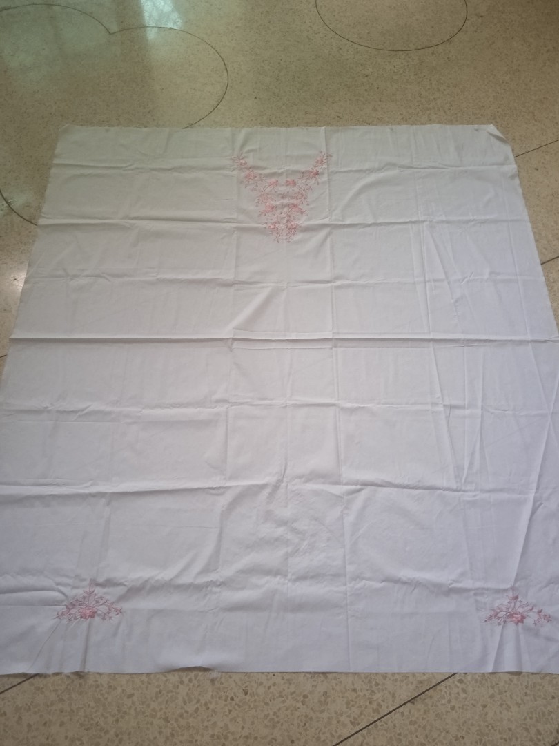 Kain Katun Putih, Fesyen Wanita, Pakaian Wanita, Lainnya di Carousell