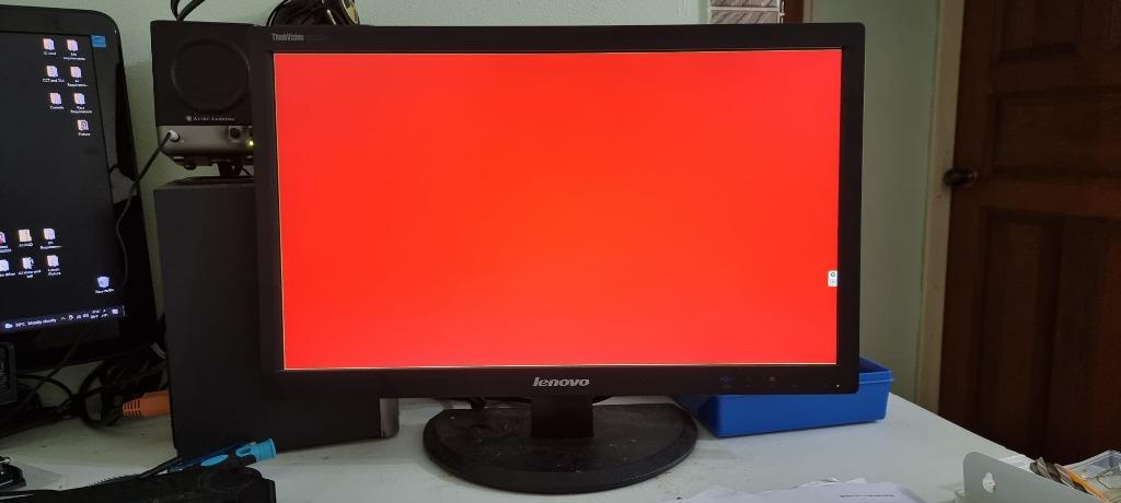 LENOVO ThinkVision E2223s Monitor, Computers & Tech, Desktops on Carousell