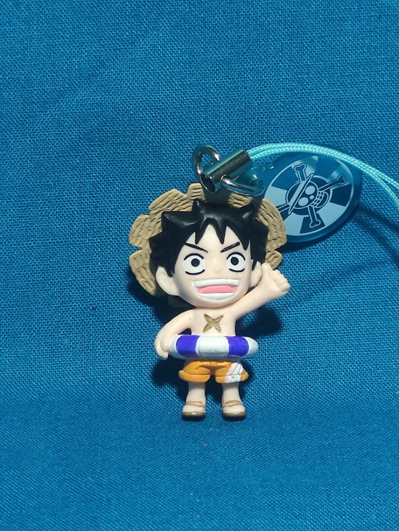 Luffy Beach Ready Mini Figure One Piece, Hobbies & Toys, Toys & Games ...