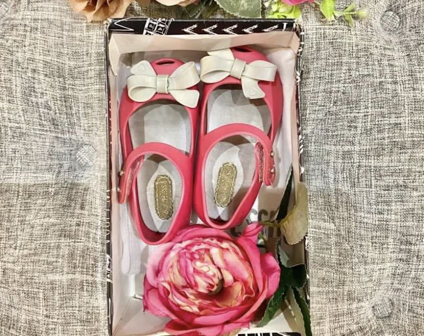 Melissa S6, Babies & Kids, Babies & Kids Fashion on Carousell